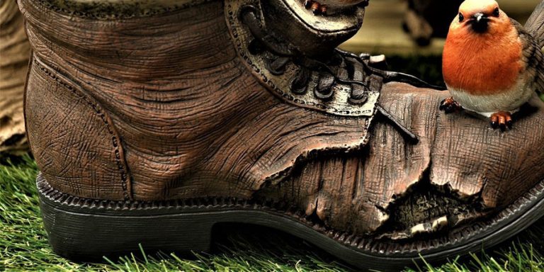 How to Repair Cracked Leather Boots (AT HOME)